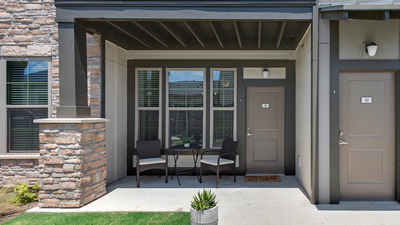 Photos & Virtual Tours | Springs at Summer Park